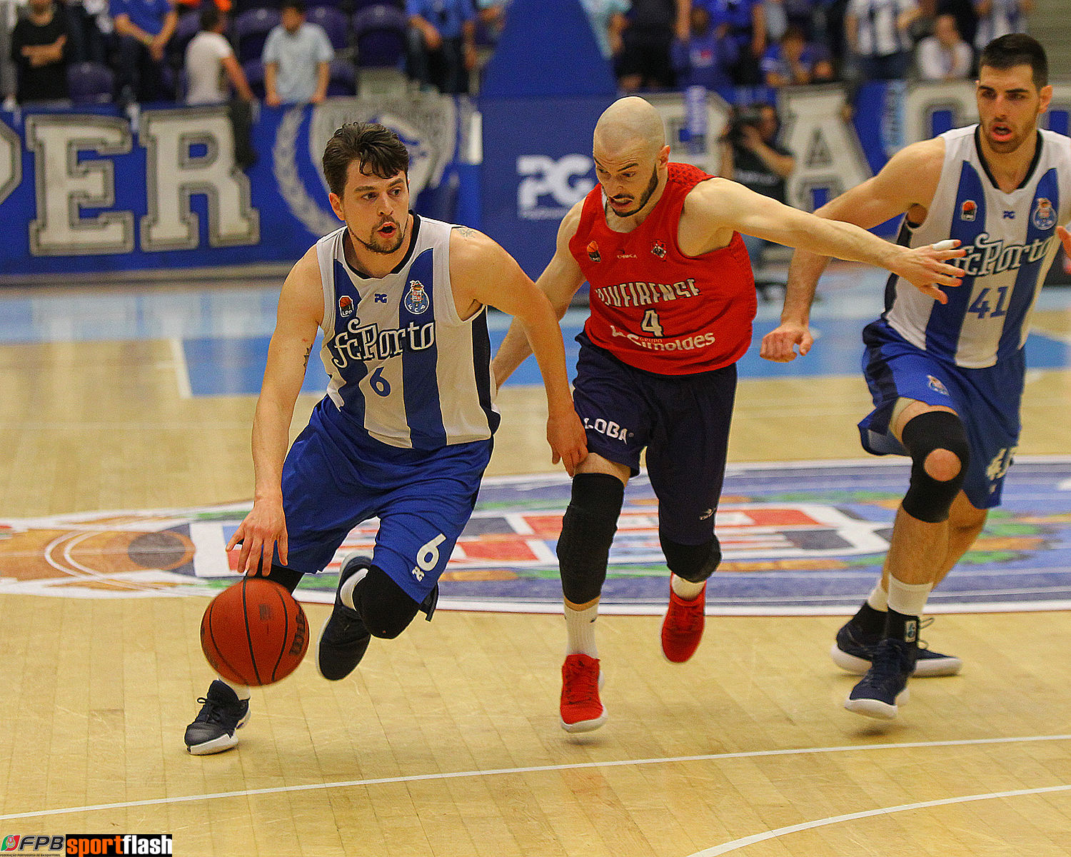 UD Oliveirense campeã nacional pela primeira vez!